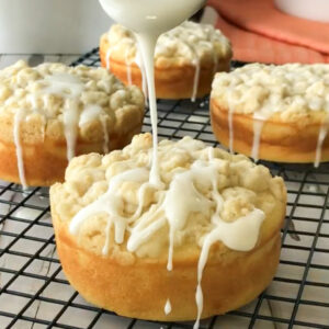 Mini Lemon Coffee Cakes - Chew On This